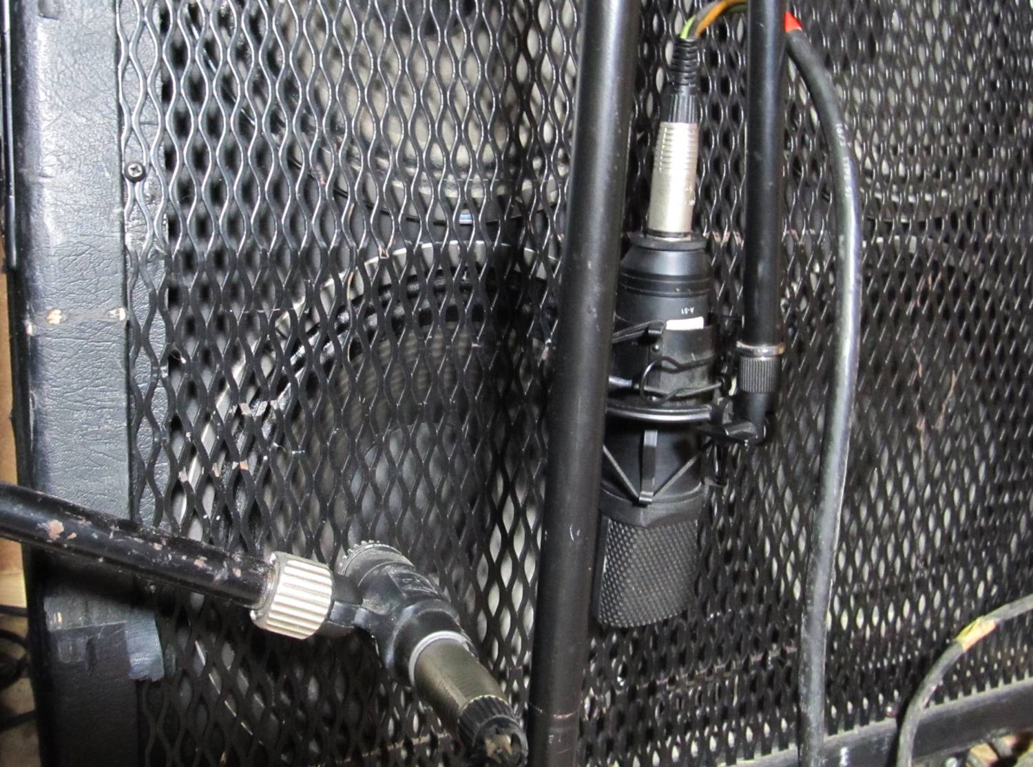 Mic Review: MXL R40 Ribbon, Pt. 2 | T. Bush Recording